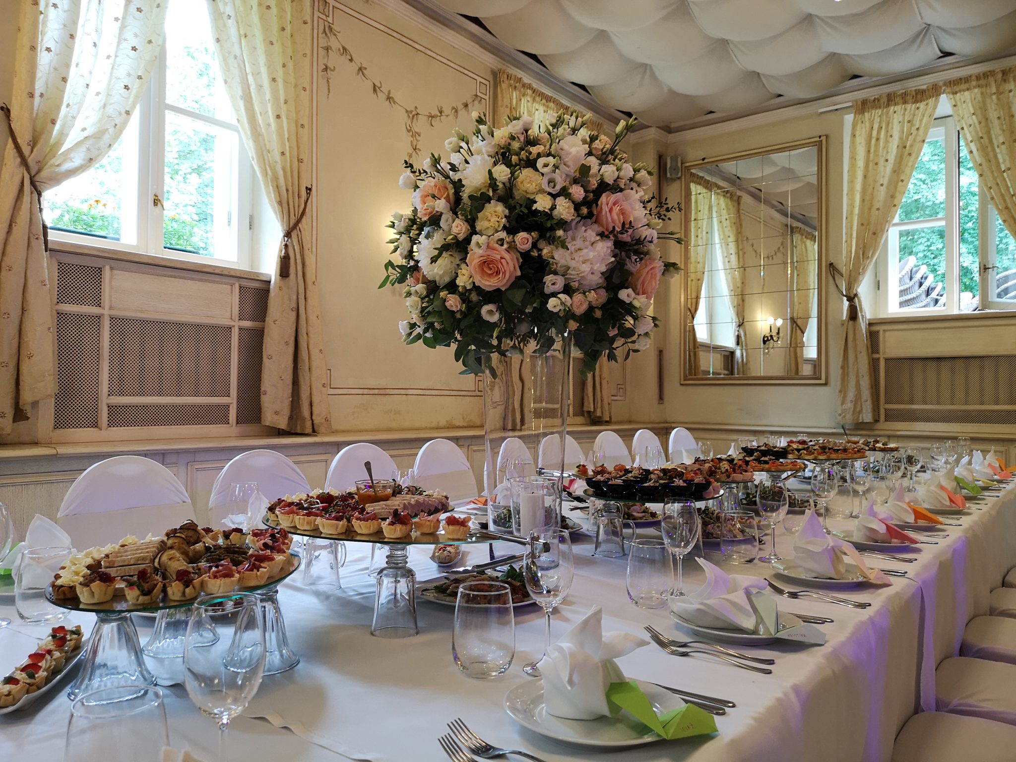 Restoranas Vilniuje Verkiai: vestuvės, banketai, furšetai ir kt.